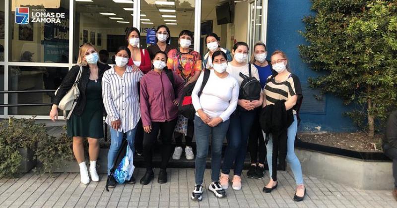 Estudiantes de Enfermería hacen sus prácticas en el Hospital de ... Estudiantes de Enfermería hacen sus prácticas en el Hospital de ...